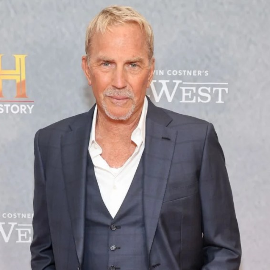 Kevin Costner in Talks to Portray Former U.S. President Bill Clinton in ...